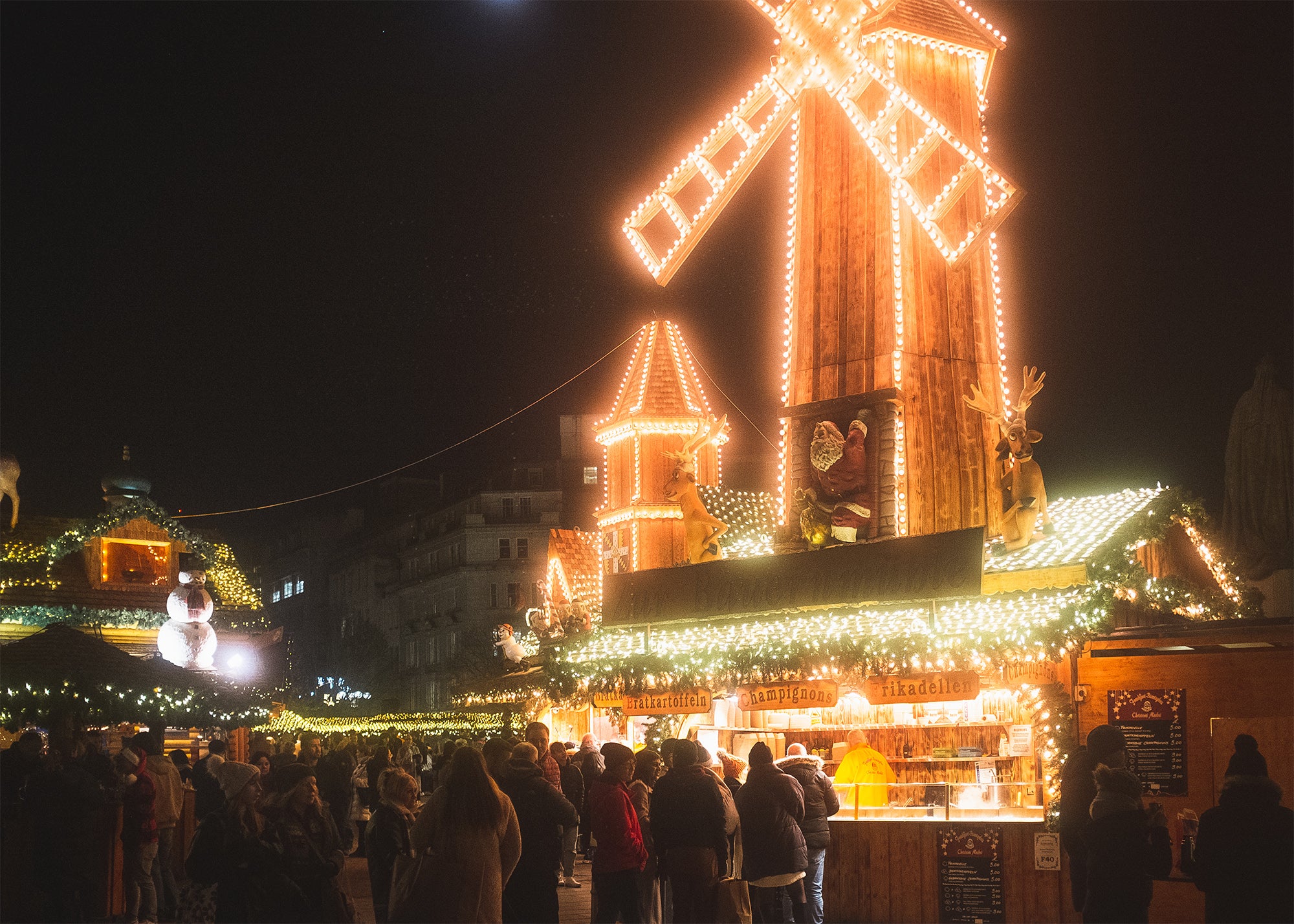 German Christmas Markets: Christkindlmarkt & Weihnachtsmarkt – Paper ...